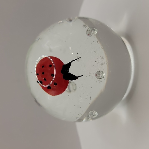 Art | Vintage Handblown Round Ladybug Paperweight Wcontrolled Bubbles ...